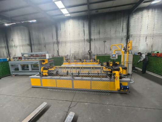 PLC control  Double Wire Automatic Diamond Mesh Chain Link Fence Making Machine